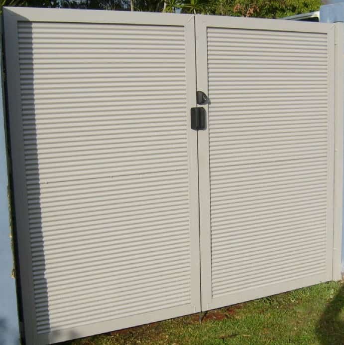 Automatic Swing Gates Perth, Driveway Gates | Feature Fencing